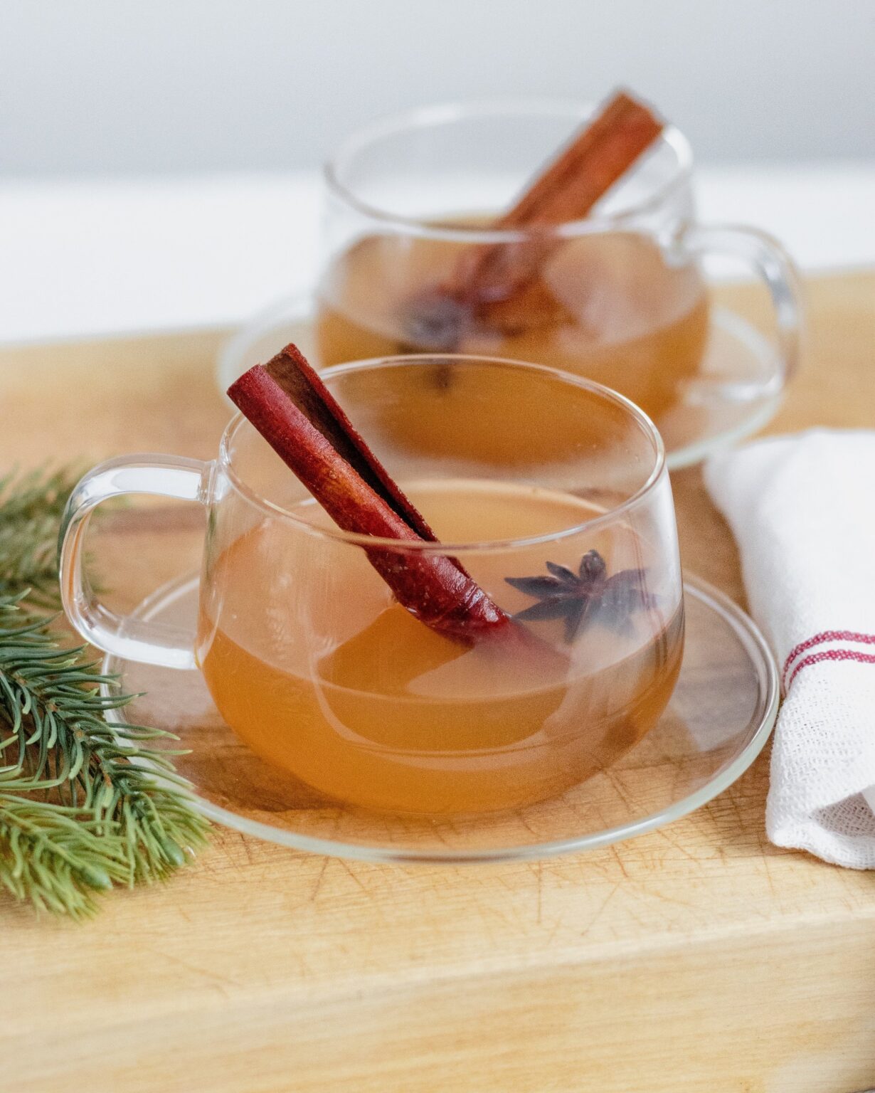Warm Spiced Apple Cider - MAY EIGHTY FIVE