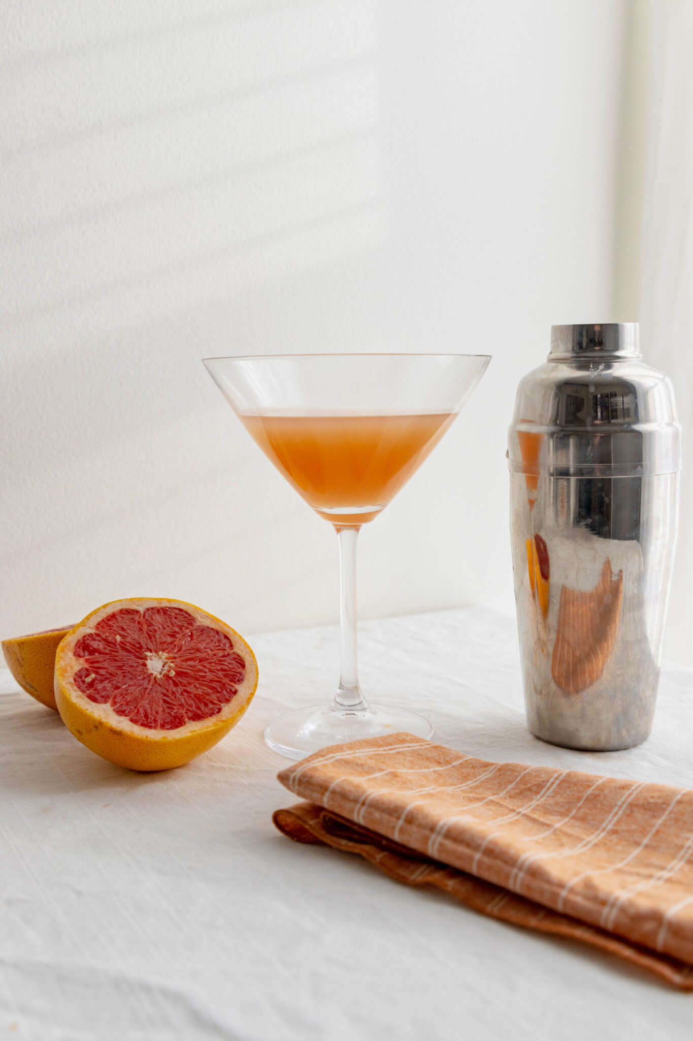 Best Grapefruit Martini Recipe - MAY EIGHTY FIVE