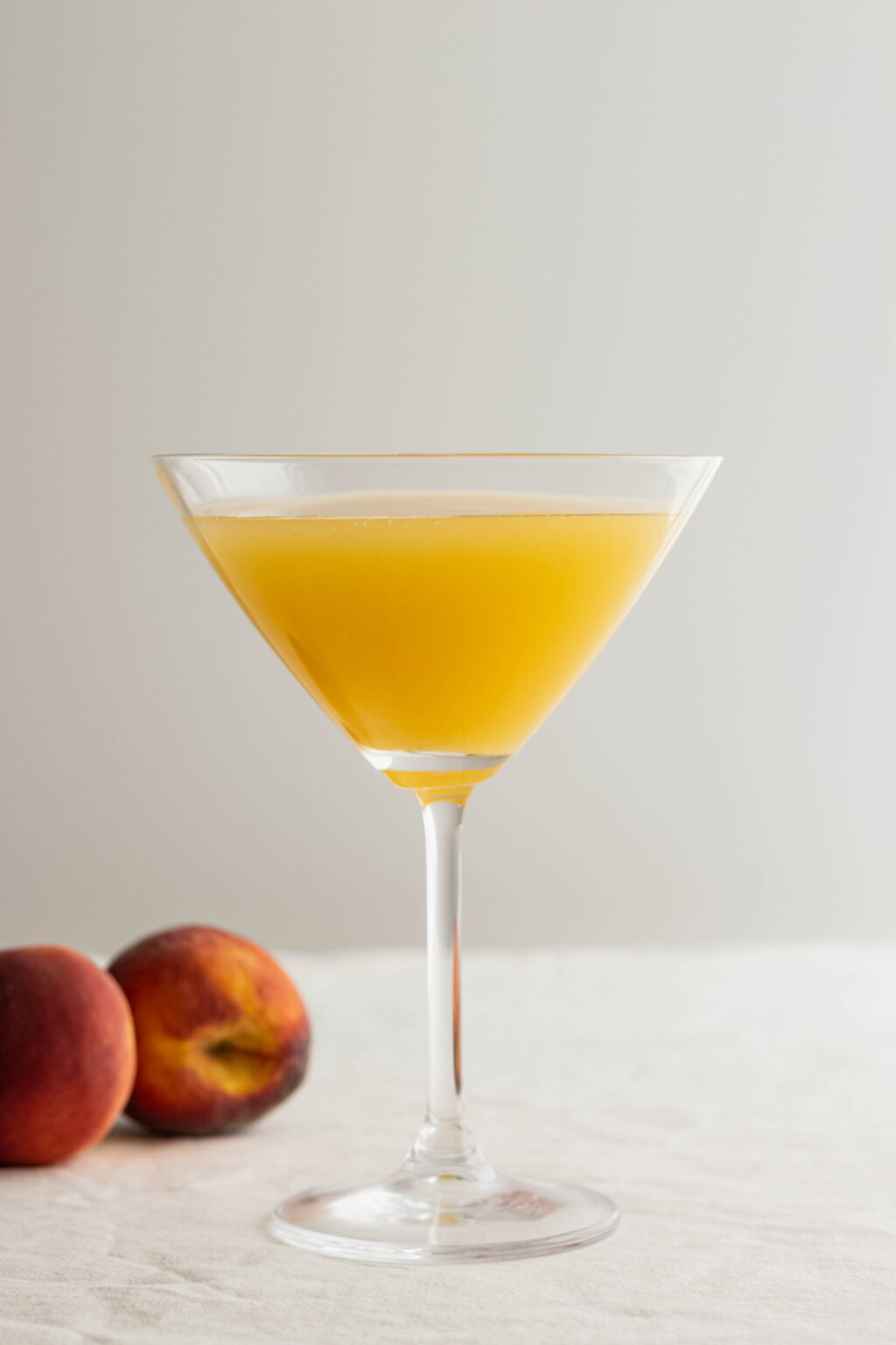 The Perfect Vodka Peach Martini Cocktail Recipe - MAY EIGHTY FIVE
