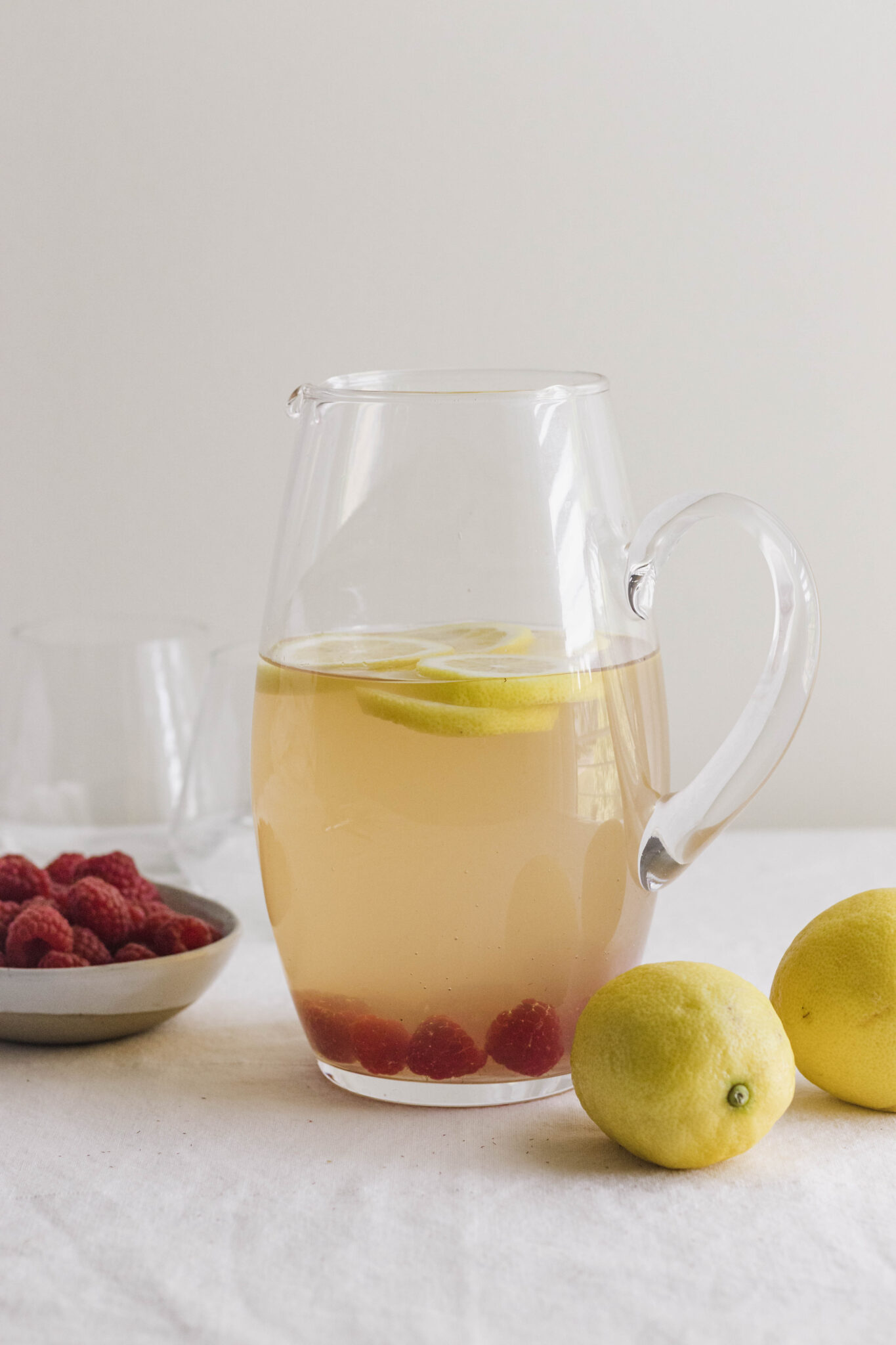 Blueberry, Peach & Lime Sangria - MAY EIGHTY FIVE