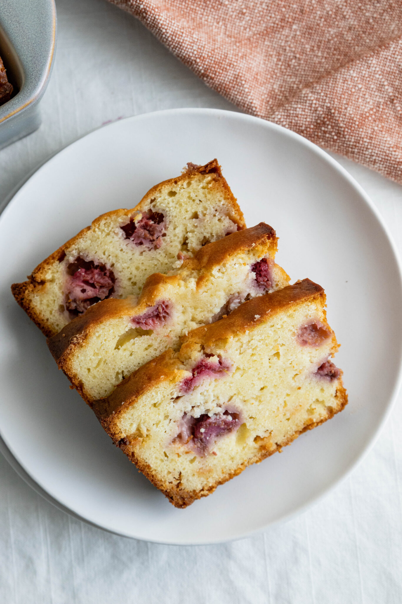 Raspberry and White Chocolate Loaf Cake Recipe - MAY EIGHTY FIVE