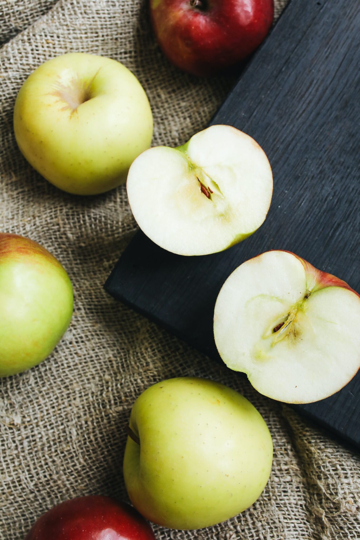 Can You Freeze Apples? The Ultimate Guide to Freezing Apples - MAY ...