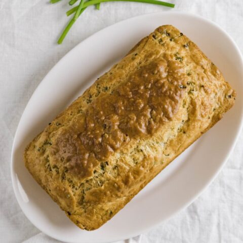 Easy and Quick Cheddar Cheese Bread with Chives - MAY EIGHTY FIVE